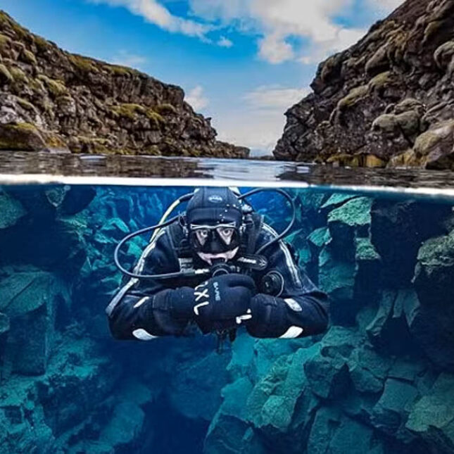 Diving in Silfra Tour from Reykjavik - BusTravel Iceland
