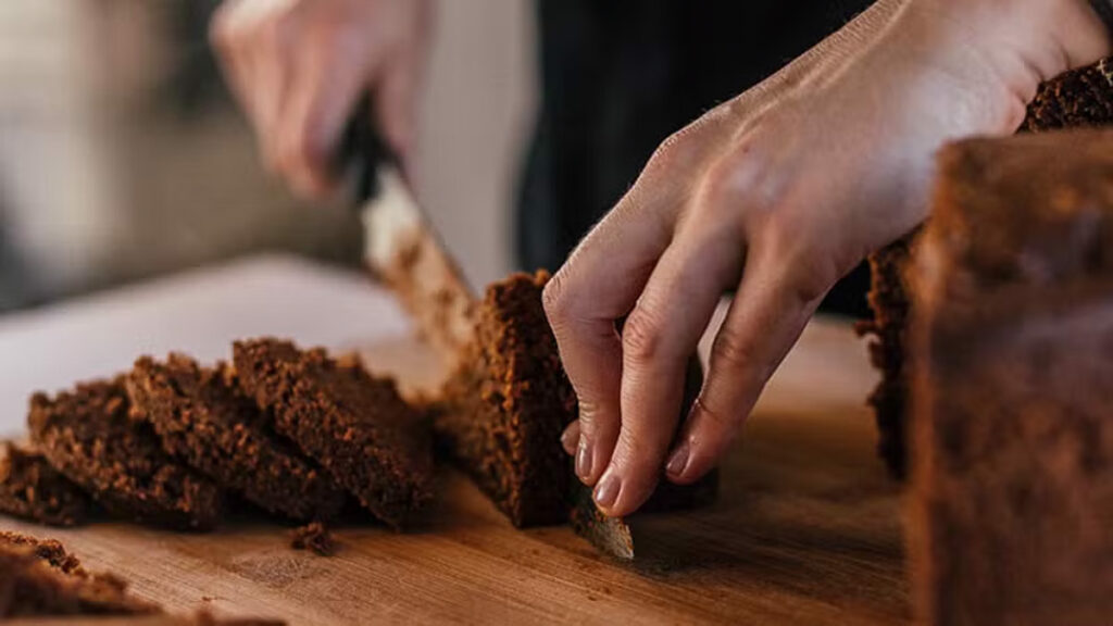 Geothermal bread baking at Laugarvatn - BusTravel Iceland