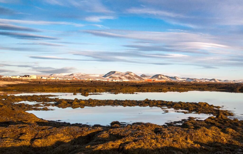 A Guide to Grindavik, Reykjanes' Scenic Town - BusTravel Iceland