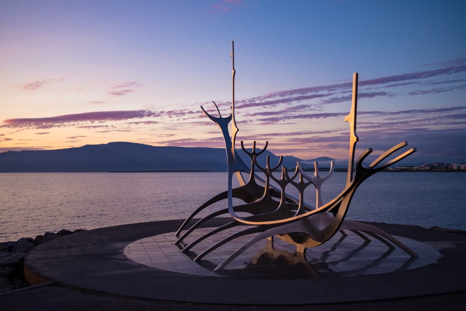 Iceland in June: Weather, Midnight Sun & Best Things to Do - BusTravel ...