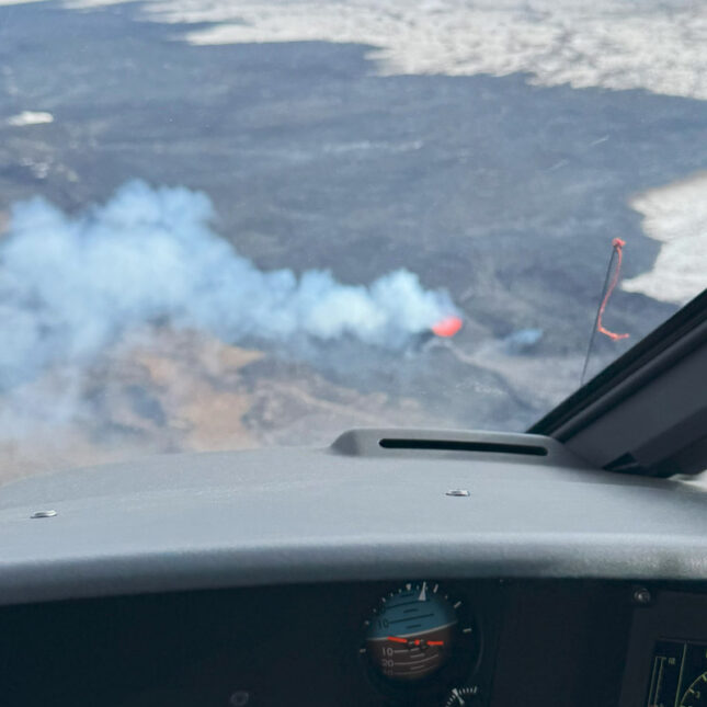 Helicopter Tour to the Active Volcano - BusTravel Iceland