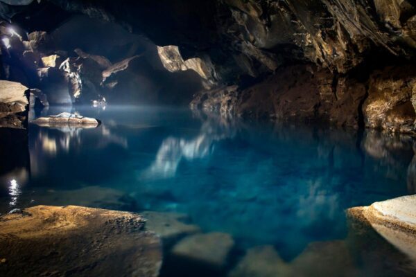 Best Guide to Grjótagjá Cave and Hot Springs in North Iceland ...